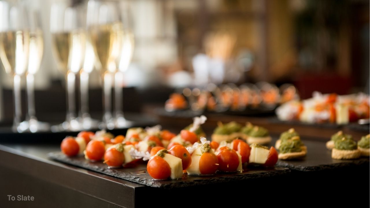 25 Sizzling Wedding Reception Food Ideas to Wow Your Guests